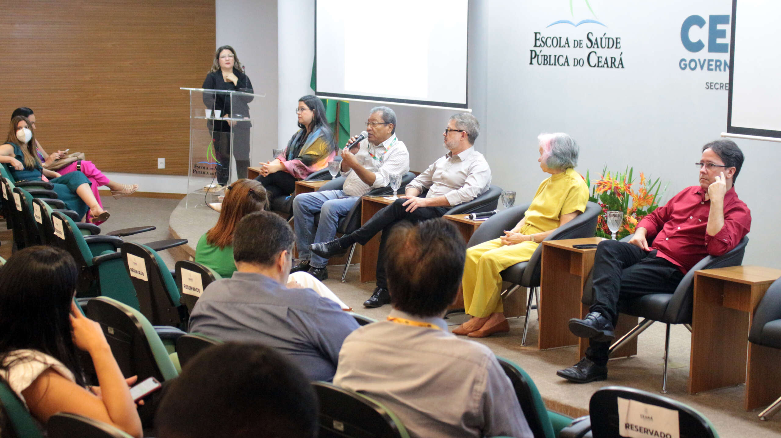 Profissionais de saúde participam de ciclo de atualização sobre o ...